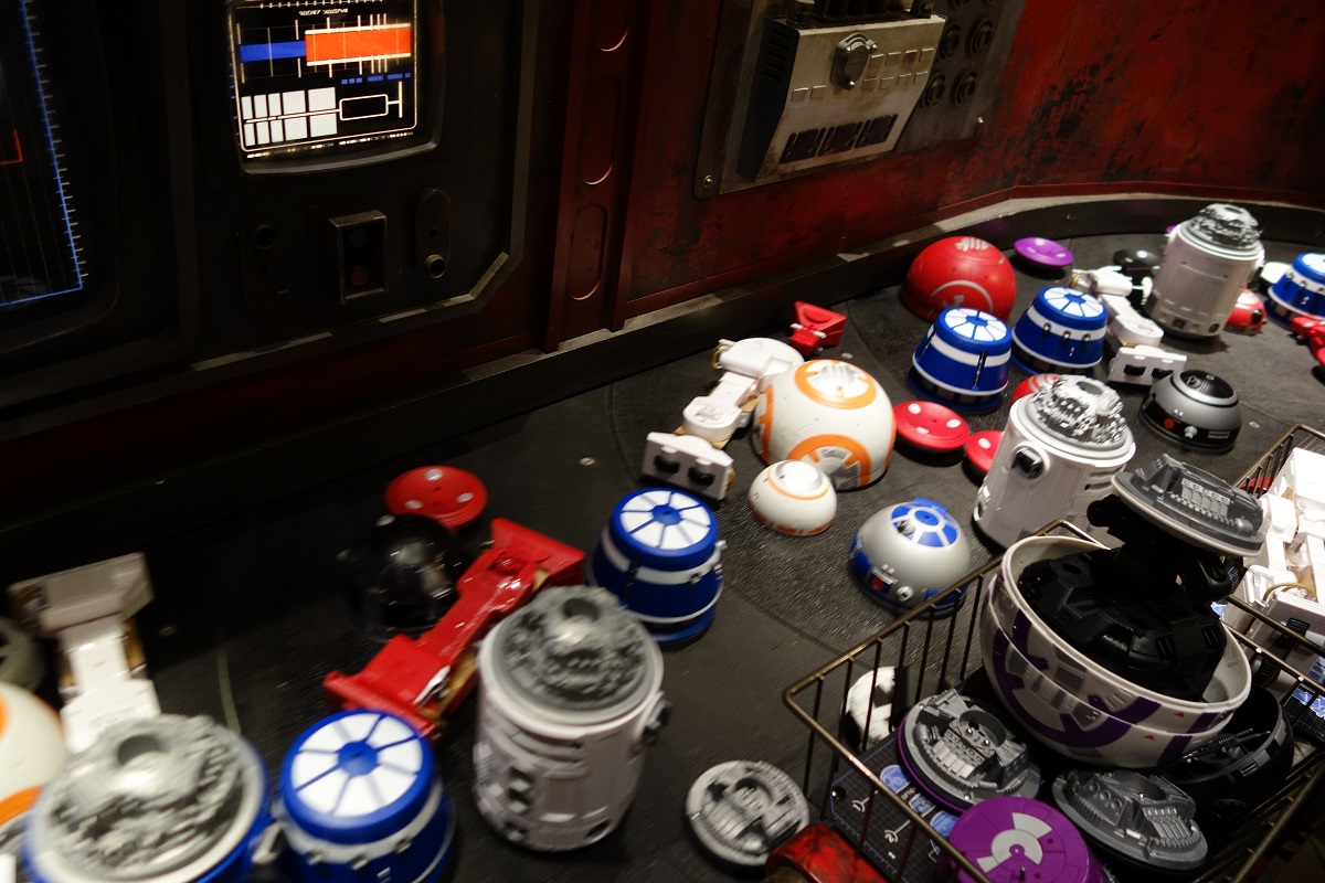 Droid Depot | Disneyland Park